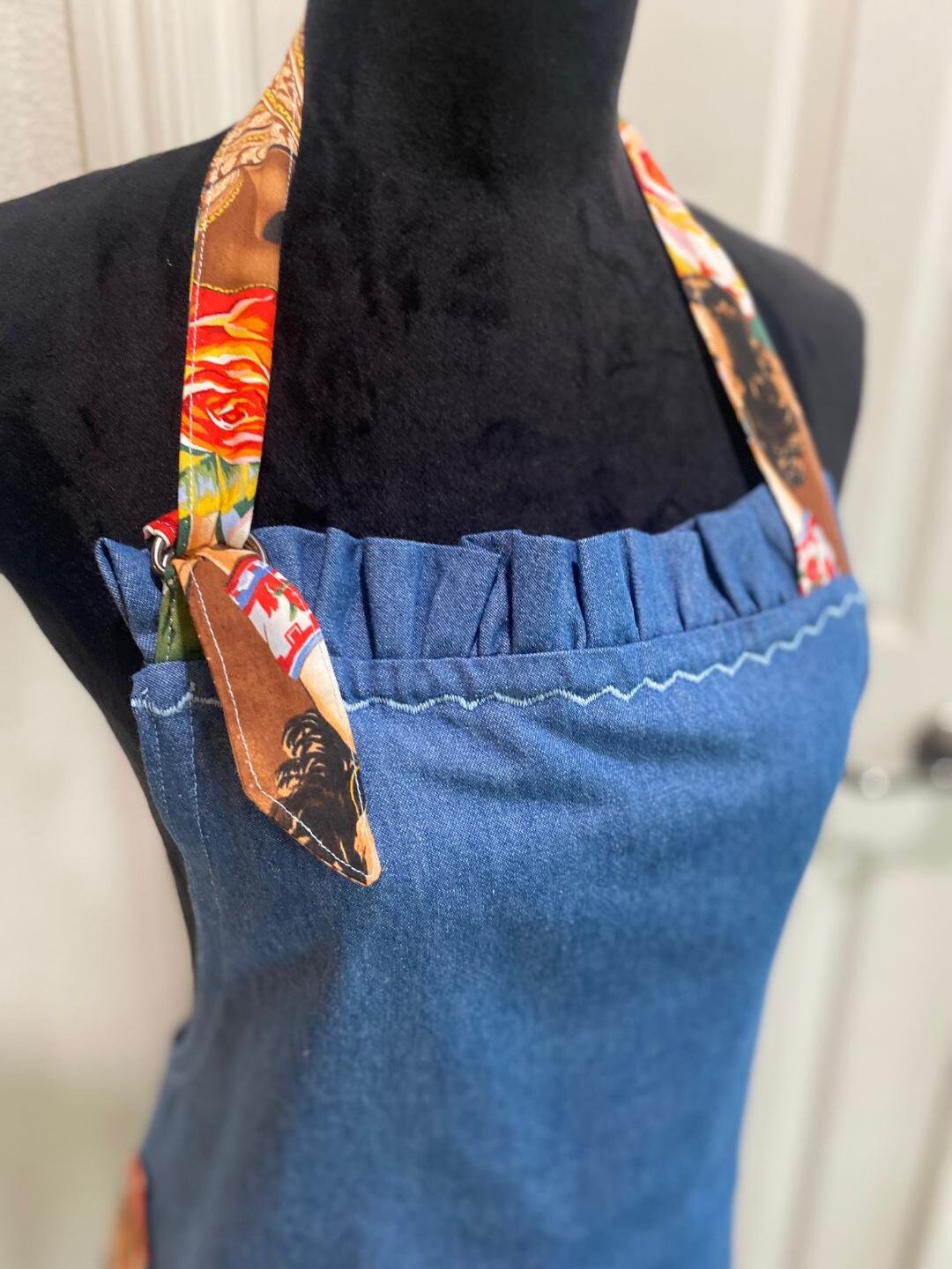 Reversible Folklorico Apron: senoritas Henry Alexander Fabric Designs ...
