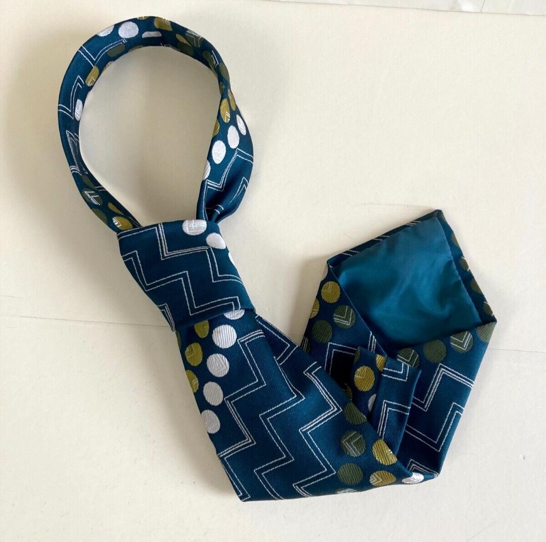 Vintage Mens Tie Blue Spotty 1970s Fat Wide Made in England Geek Fancy ...