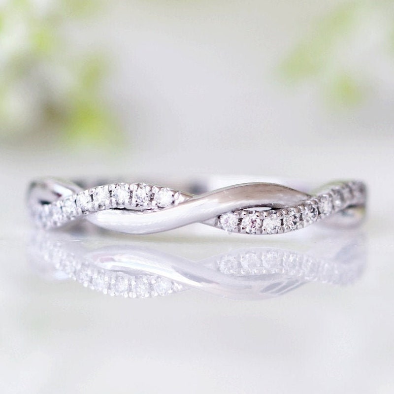 Twisted Wedding Band - Etsy