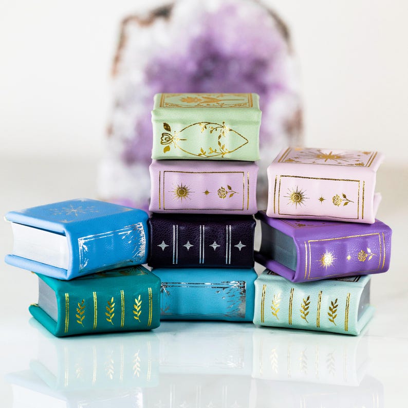 Spring Court Book Ring Box – Bloomlight Green, ACOTAR Inspired Proposal ...