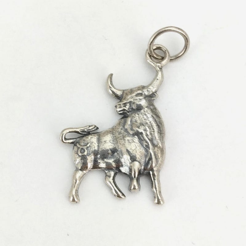 Taurus Pendant Gold Charm - Etsy
