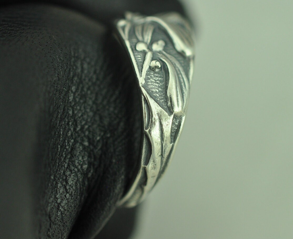 Dainty Solid 925 Sterling Silver Holly Tree Mistletoe Leaf Flower ...
