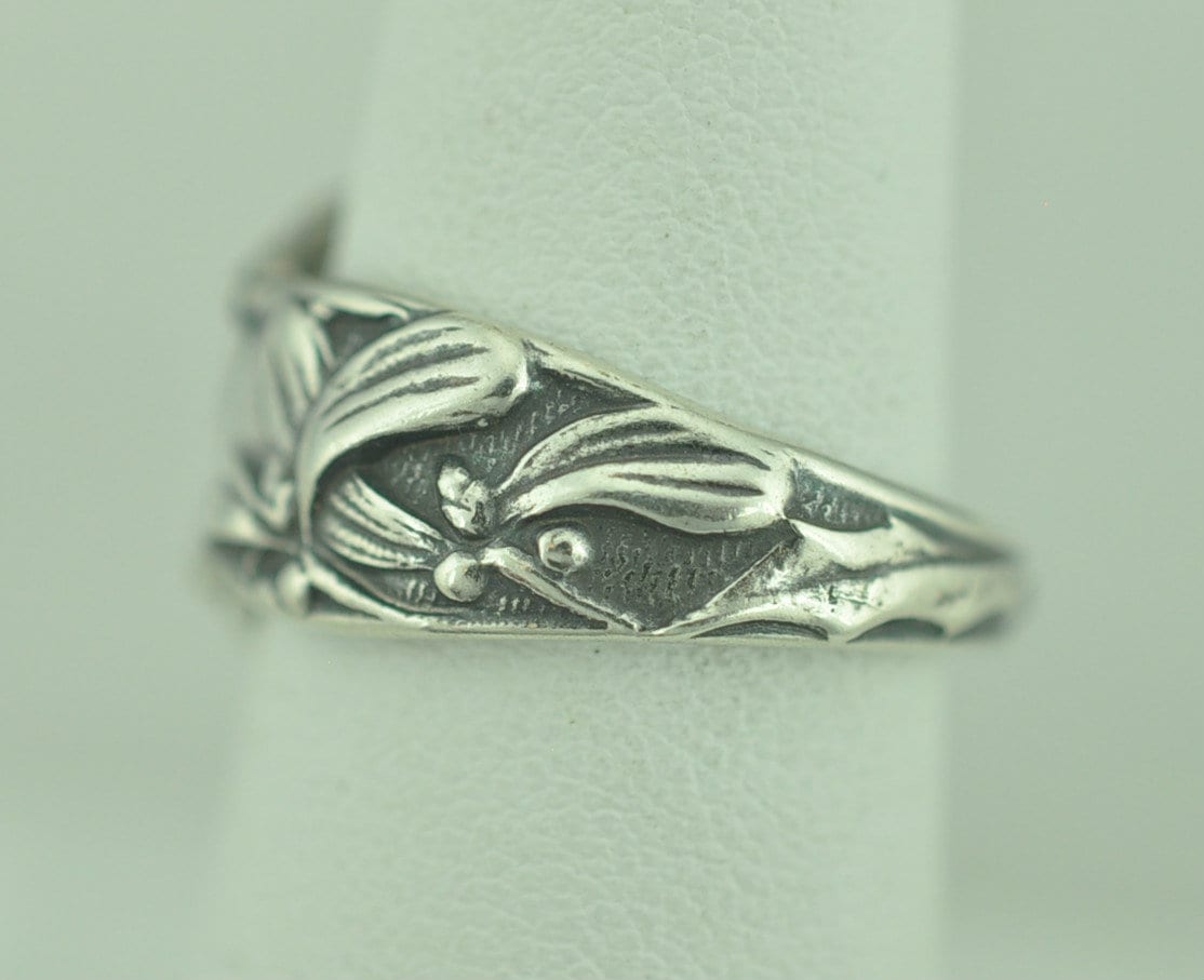 Dainty Solid 925 Sterling Silver Holly Tree Mistletoe Leaf Flower ...