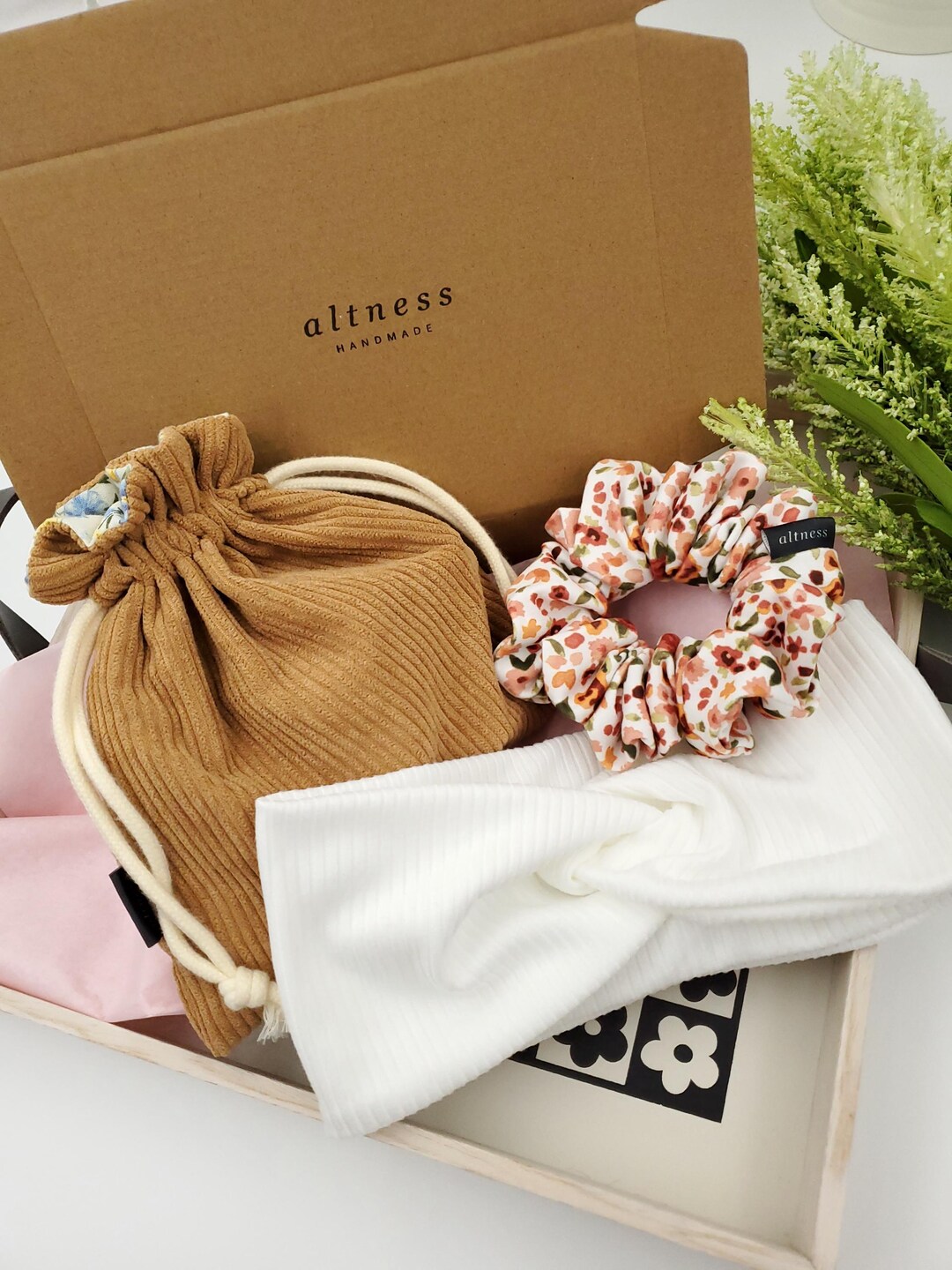 Gift Set Box for Her, Holiday Gift Box, Happy Birthday Gift, Women's ...