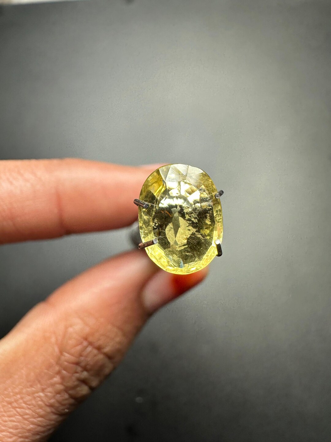 Yellow Heliodor Gemstone || AAA Quality Oval Cut 2.00 Ct. Heliodor ...