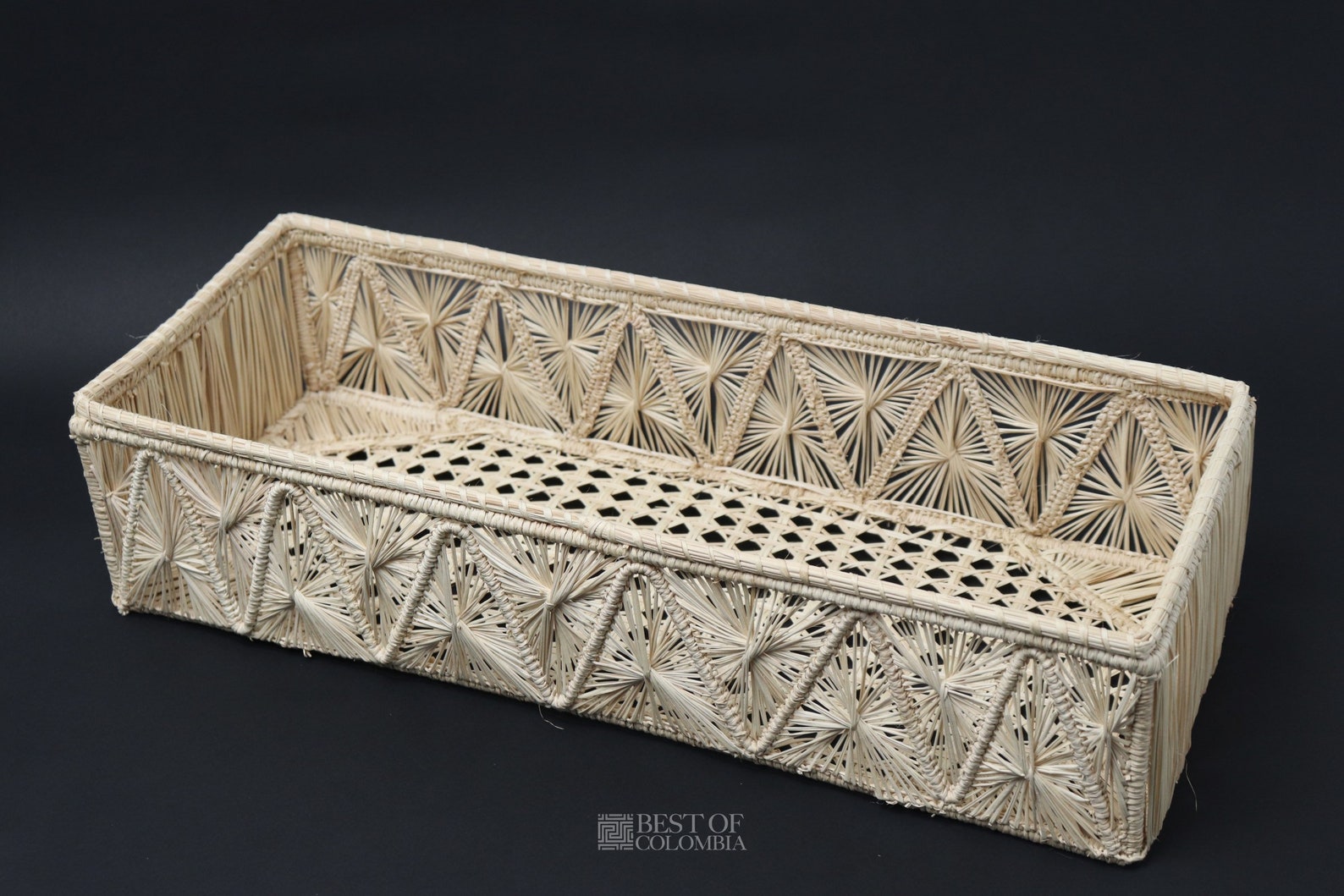 Hand Woven Pyramids Iraca/straw Tray - Etsy