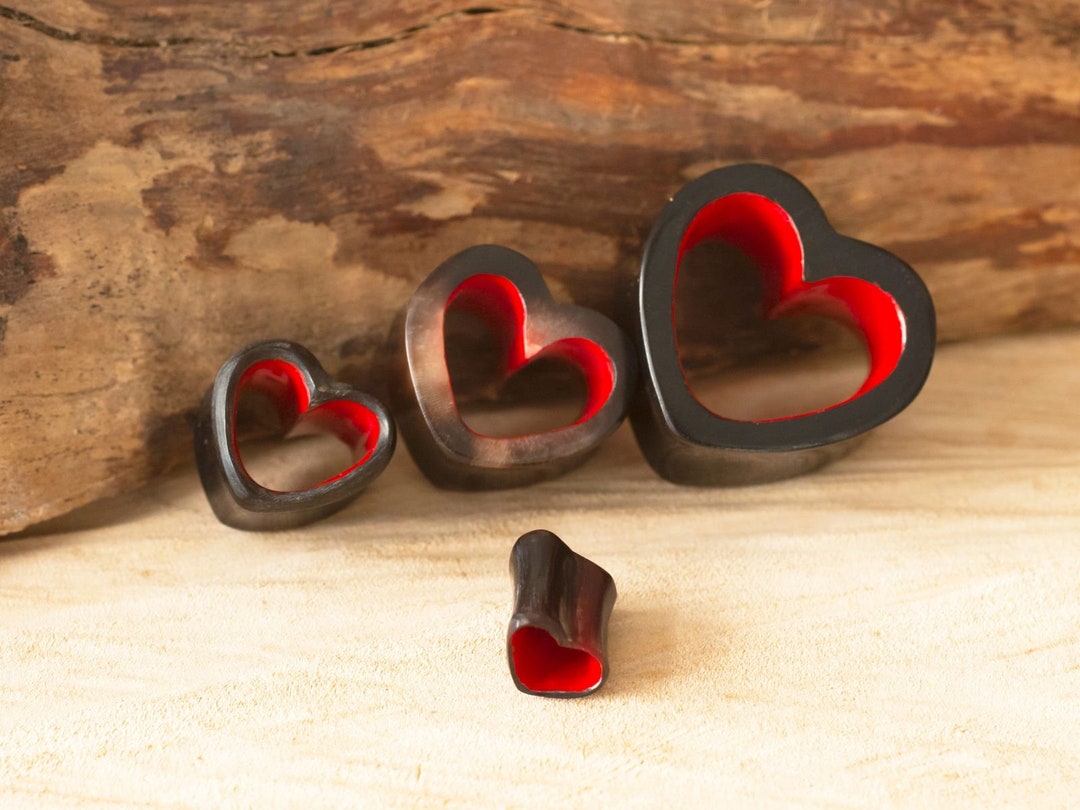 Heart Shaped Flesh Tunnel Black Horn Ear Plug Organic Piercing Jewelry ...