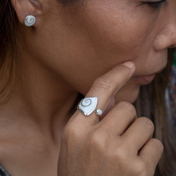 Engraved Shell - Etsy