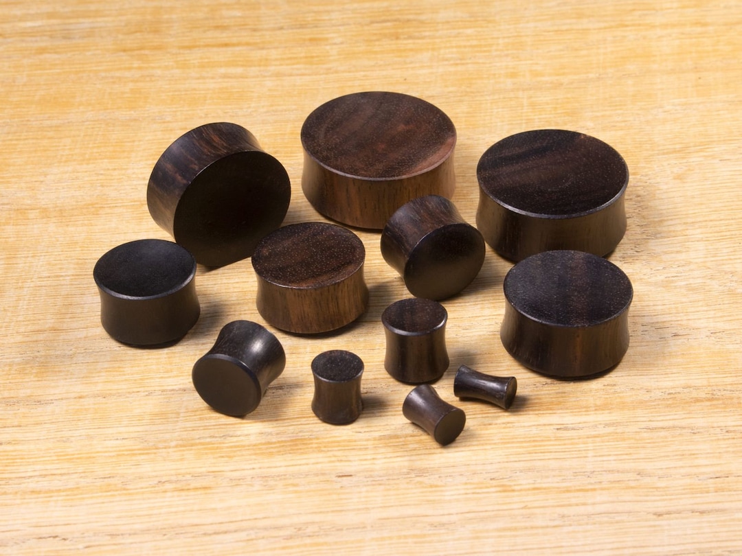Concave Ebony Ear Plugs Made of Black Arang Wood Ear Tunnels - Etsy