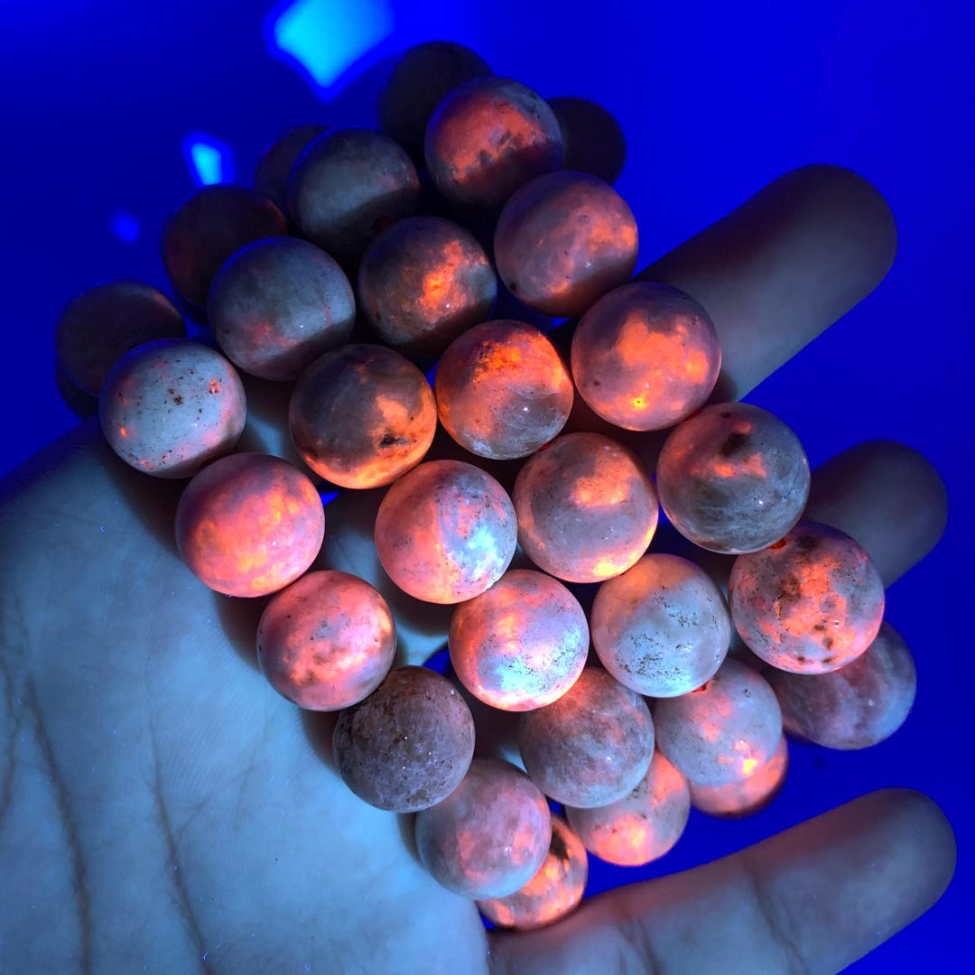 Uv-reactive Hackmanite Bracelets, Beads Hackmanite Bracelets ...
