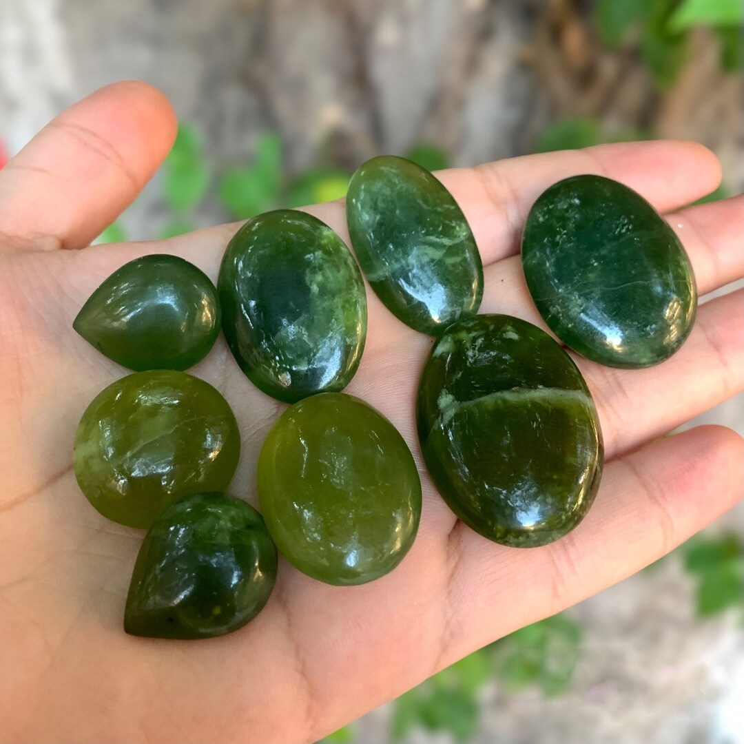 8 Pcs Super Quality Green Color Jade Small Palms ,massages, Mini Palms ...