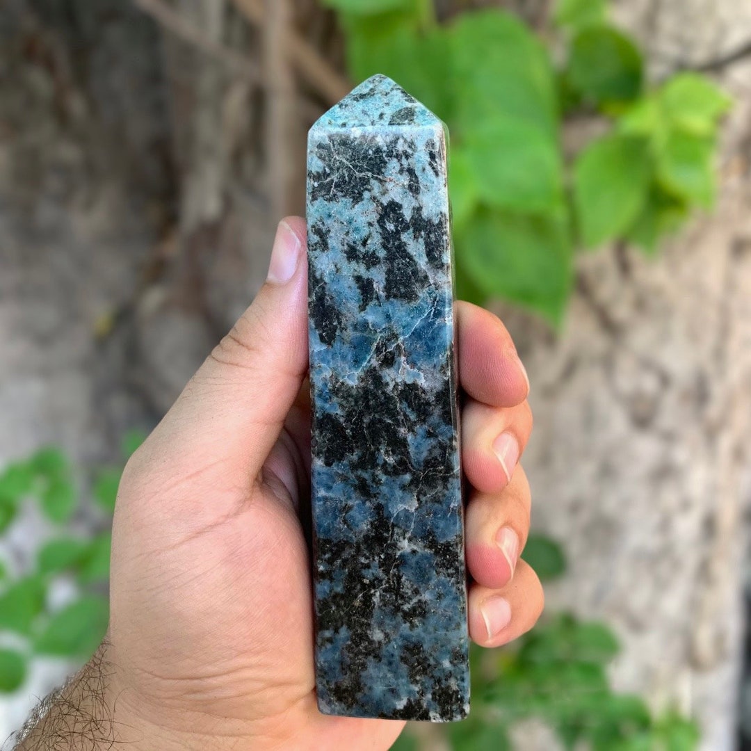 390 Grams Super Quality Blue Color Apatite Tower ,obelisk, Blue Apatite ...