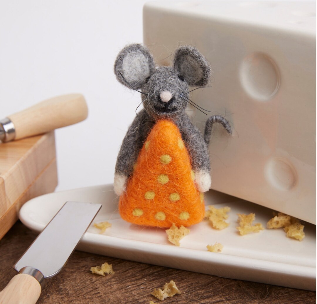 Mouse With Cheese Needle Felting Craft Kit by Simply Make. Needle ...