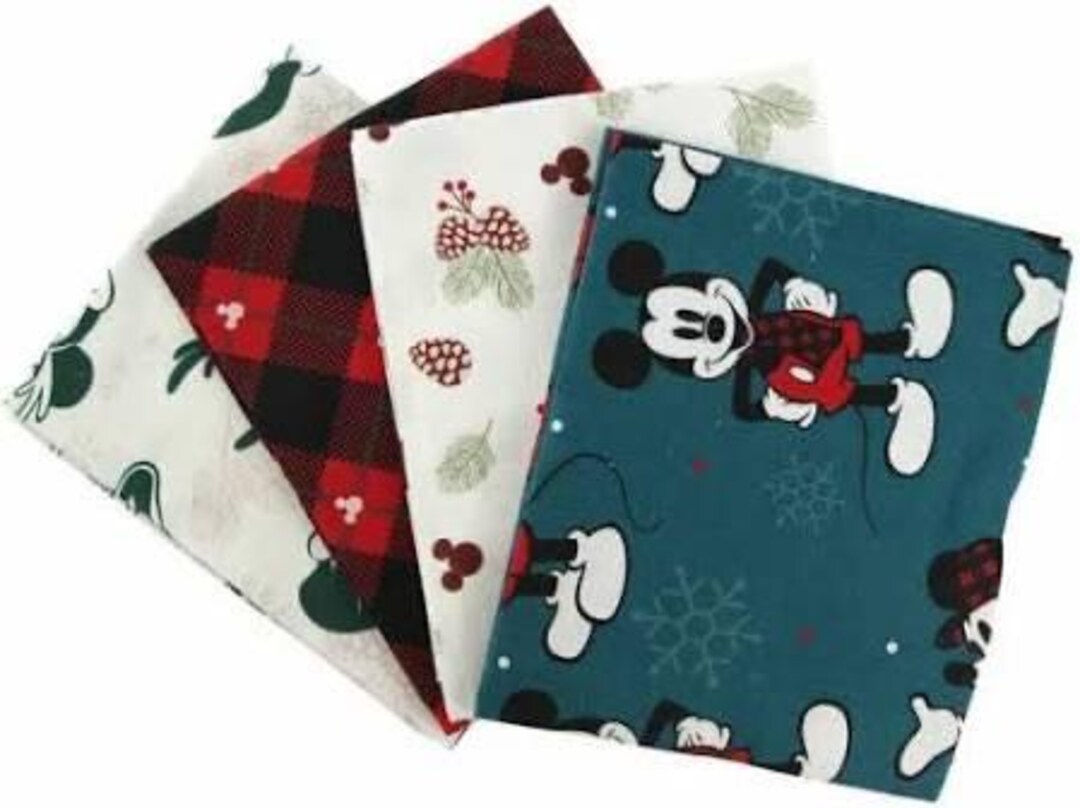 Mickey and Friends Yuletide Farm, Disney Christmas Cotton Fat Quarters ...