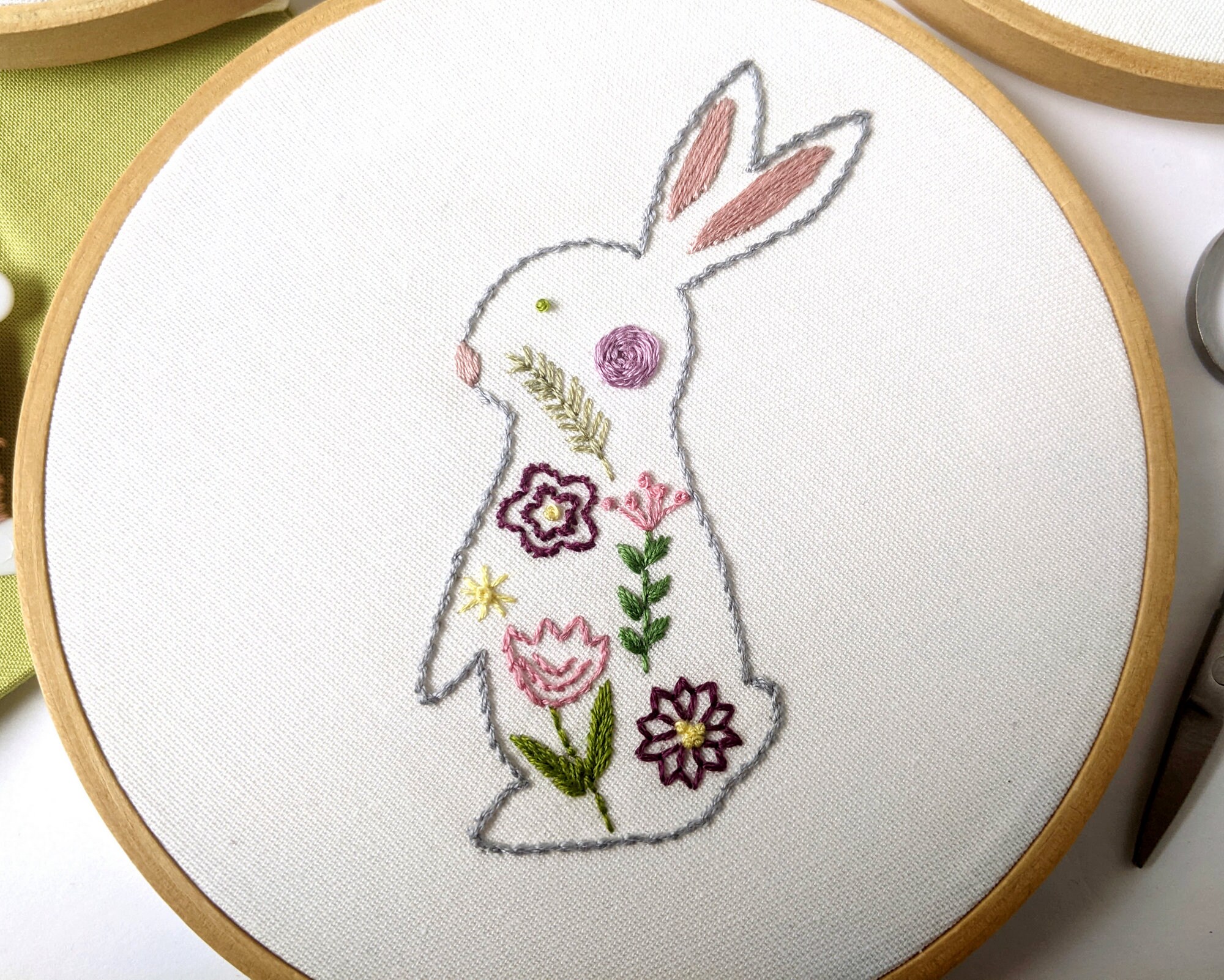 Easter Bunny Hand Embroidery Pattern & Floral DIY Gift | Etsy