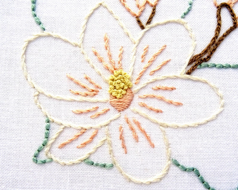 Magnolia Flower Hand Embroidery Pattern, Louisiana Floral Design - Etsy