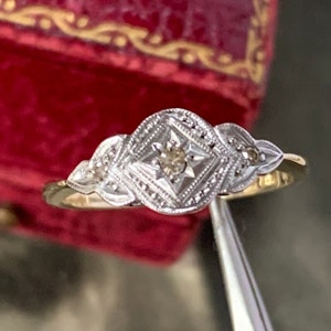 Art Deco Diamond Panel Ring on a Yellow Gold Band With a Platinum ...