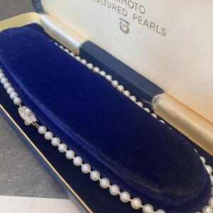 Mikimoto Akoya Pearl Necklace in Original Mikimoto Box. 1950s With Silver Clasp With Mikimoto ...