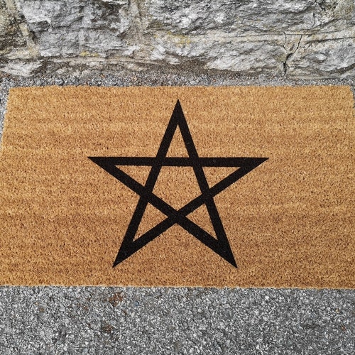 Pentacle Pentagram Door Mat / Doormat / Witchcraft Gift / - Etsy