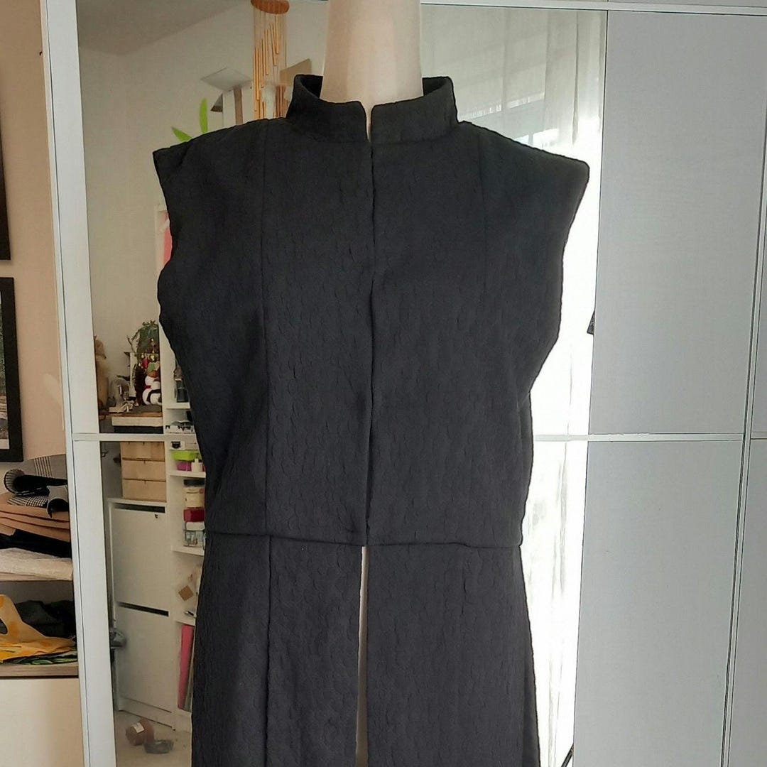 Kylo Ren Cosplay Starkiller Base Robe. Kylo Ren Tailormade Coat. 501's ...