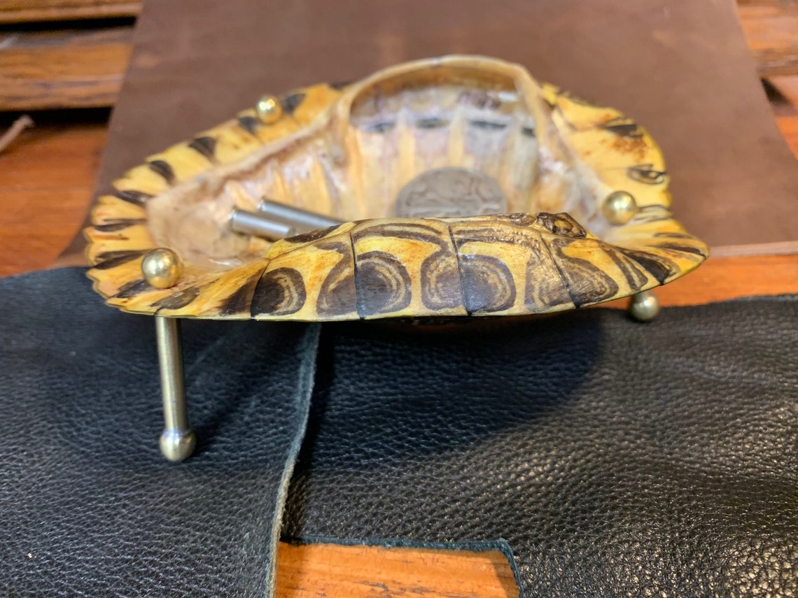 3 Leg Turtle Shell Bowls - Etsy