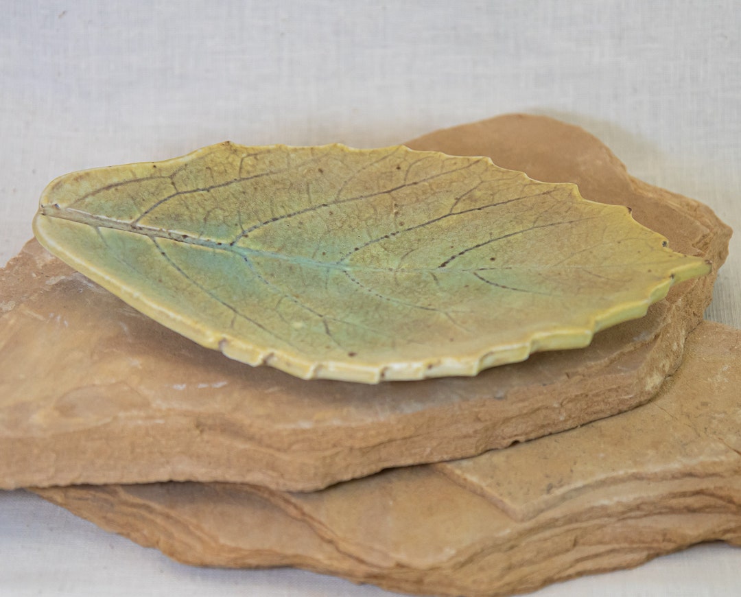 Leaf Impressed Ceramic Plate Handmade Pottery Leaf Dish Pressed Leaf ...