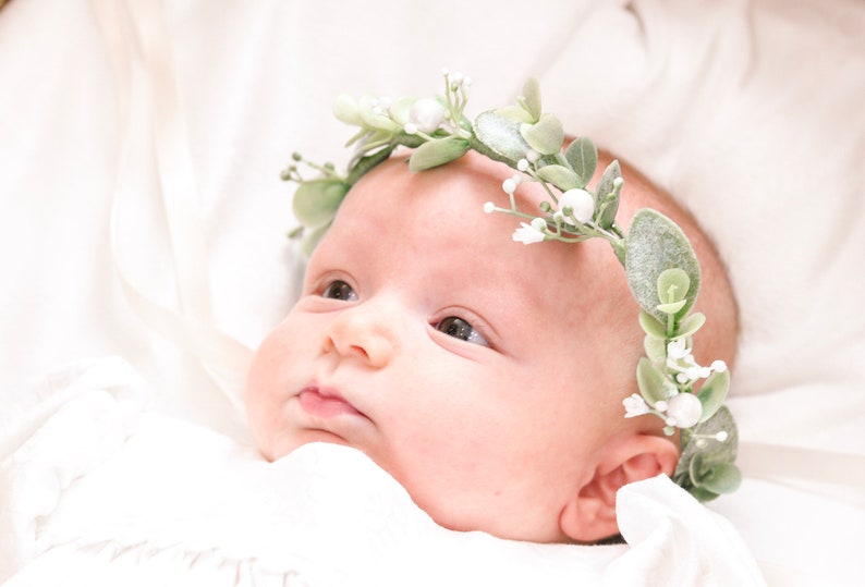 EUCALYPTUS Baby Crown Eucalyptus Crown White Berry Greenery - Etsy