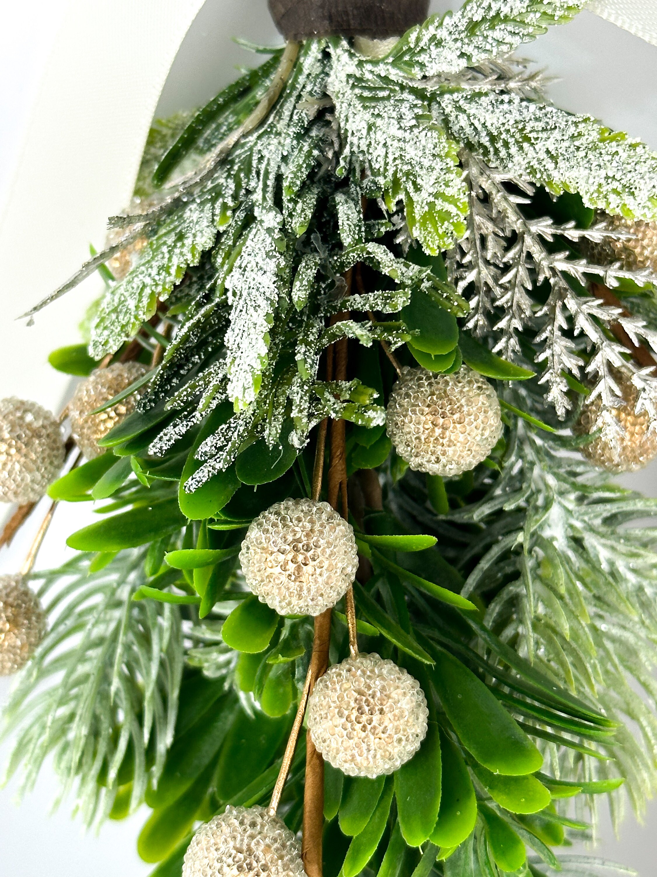 MISTLETOE, Frosted Gold Berry, Faux, CHRISTMAS, Christmas Décor ...