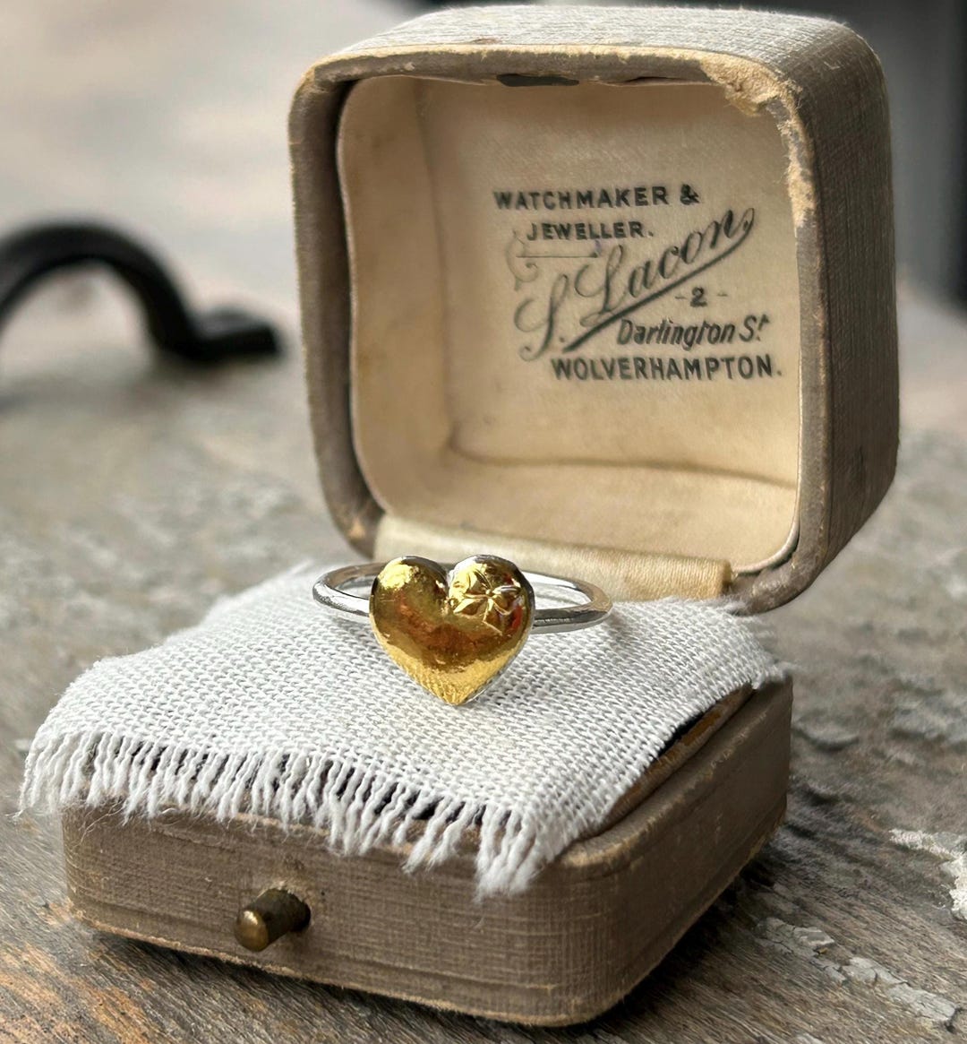 Romantic Victorian Style Heart Ring / Size 6 Ring / Gold Heart Ring ...
