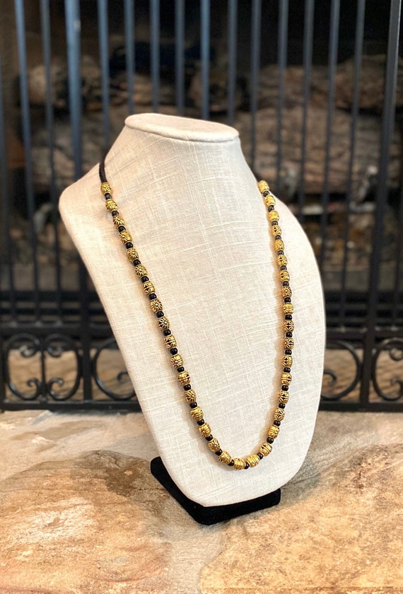 Golden Necklace With Earrings Golden Metal Black Glass Beads Necklace Gold Black Necklace Saree Jewelry Indian Jewelry Bormaal Etsy