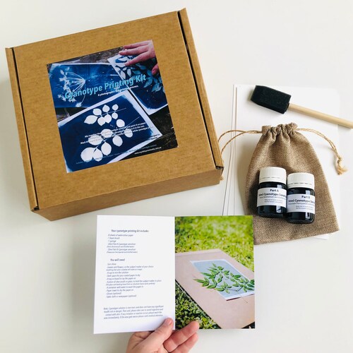 Cyanotype Paper Craft Kit DIY Sun Printing Kit Cyanotype - Etsy