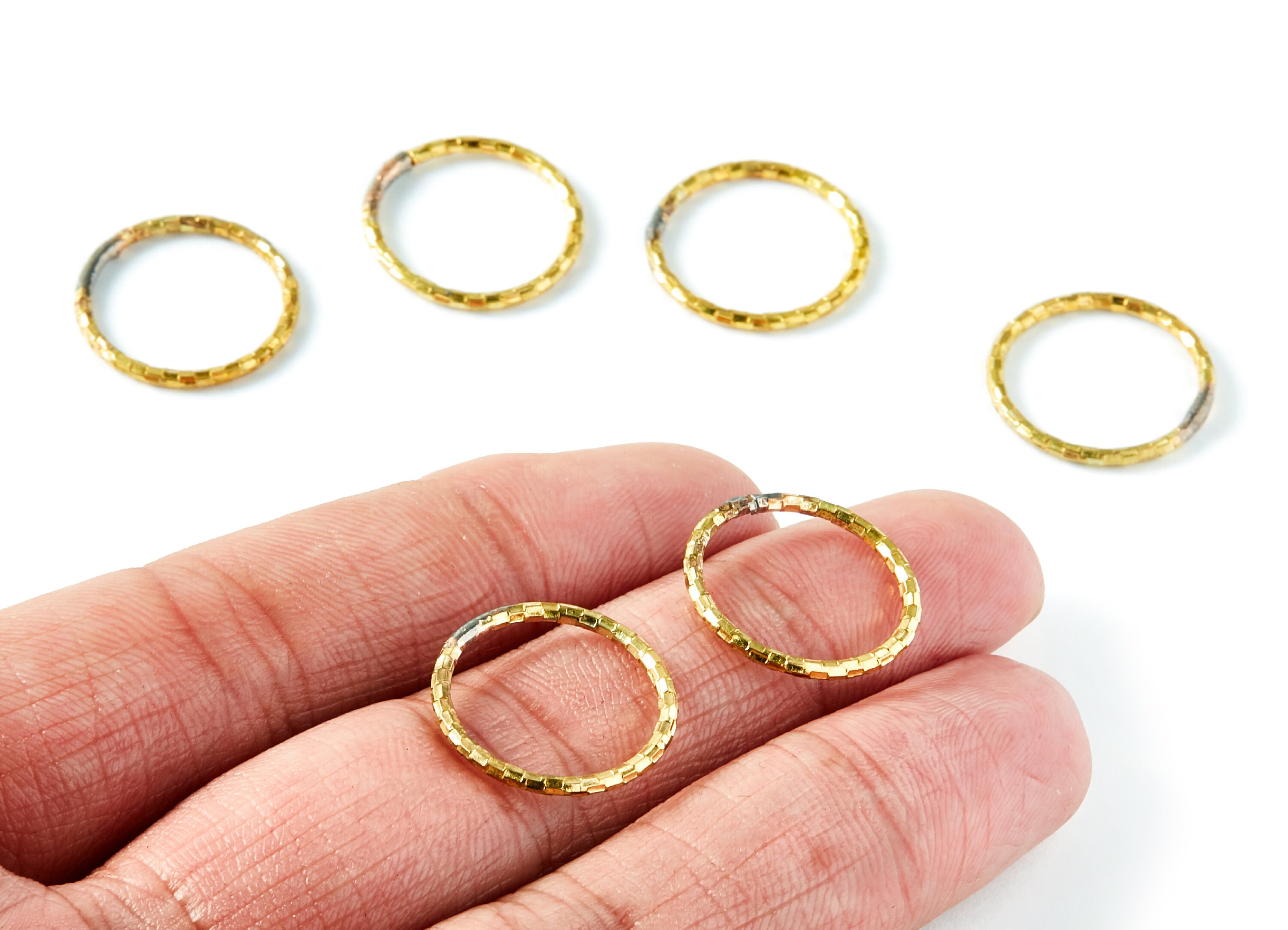 Brass Circle Charms Circle Shaped Raw Brass Pendant - Etsy