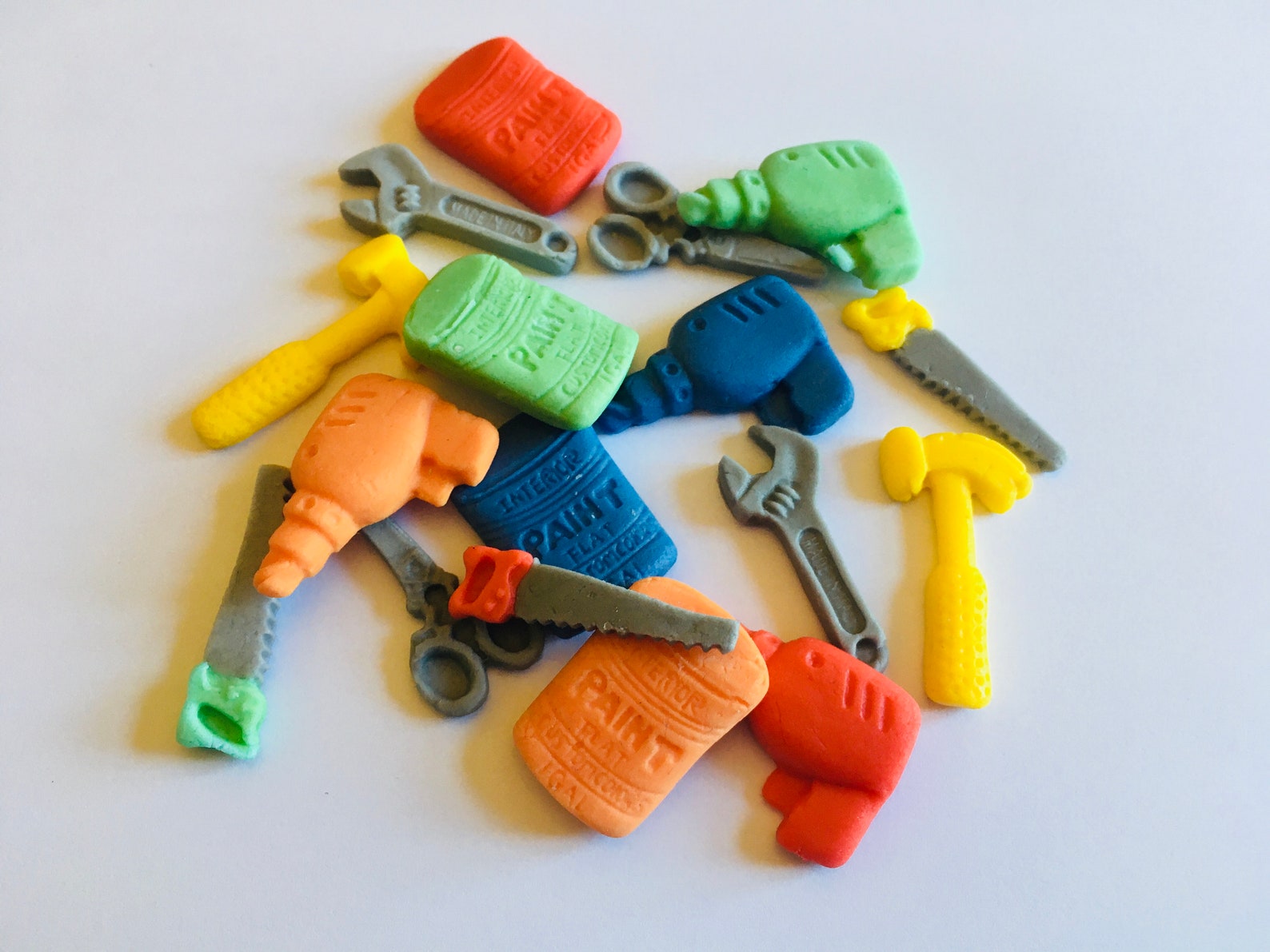 12 Handmade Edible Tools Cake Toppers Fondant Decorations Icing Father ...