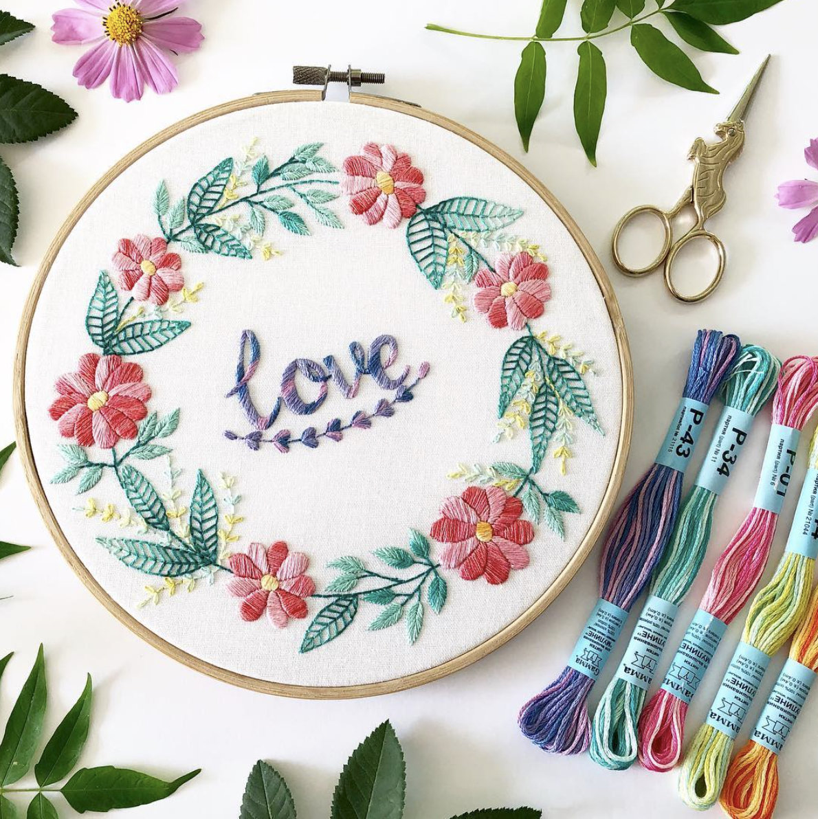 Hand Embroidery Pattern Love Flower Wreath Digital - Etsy