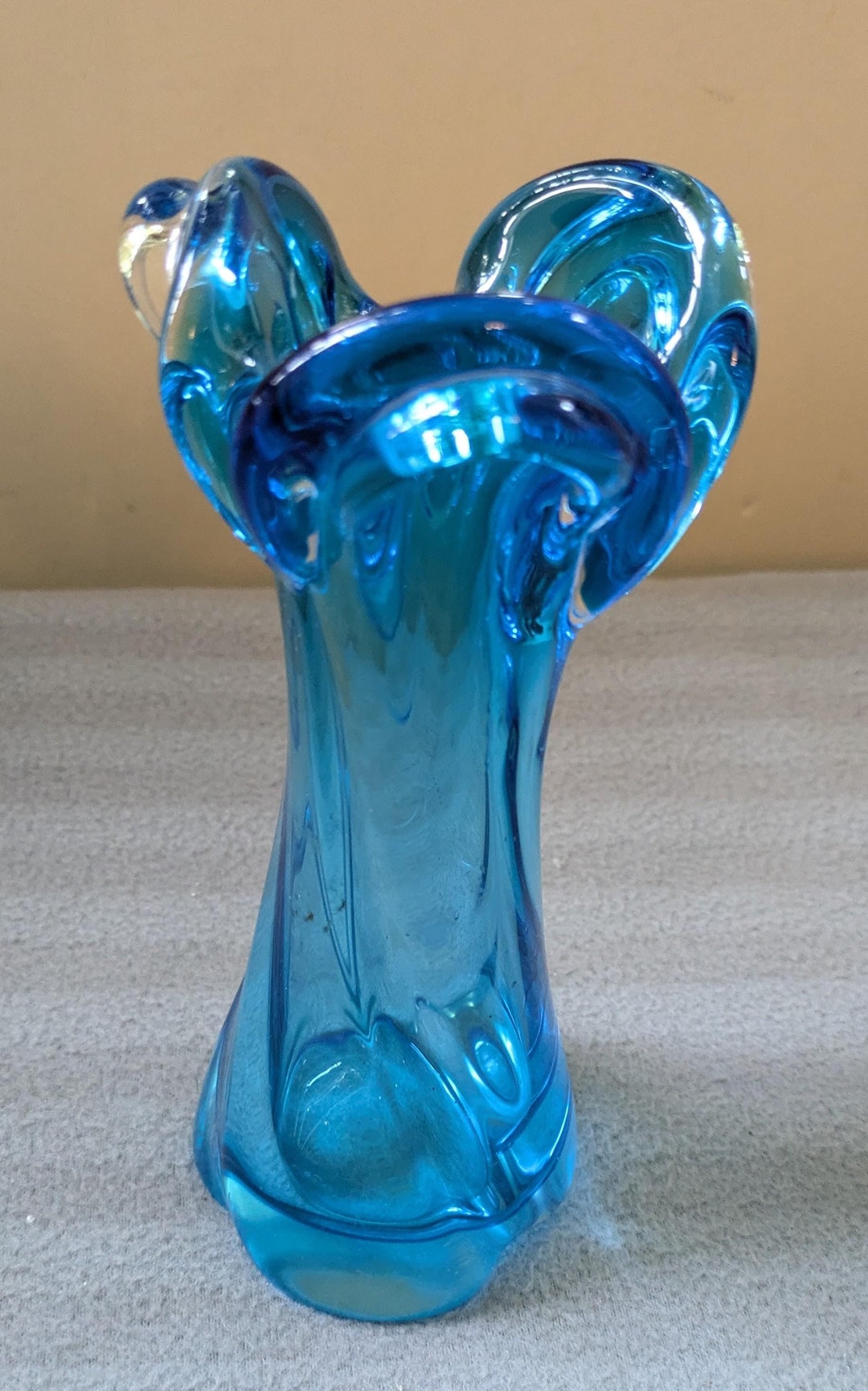 Vintage Blue Art Glass Vase - Etsy