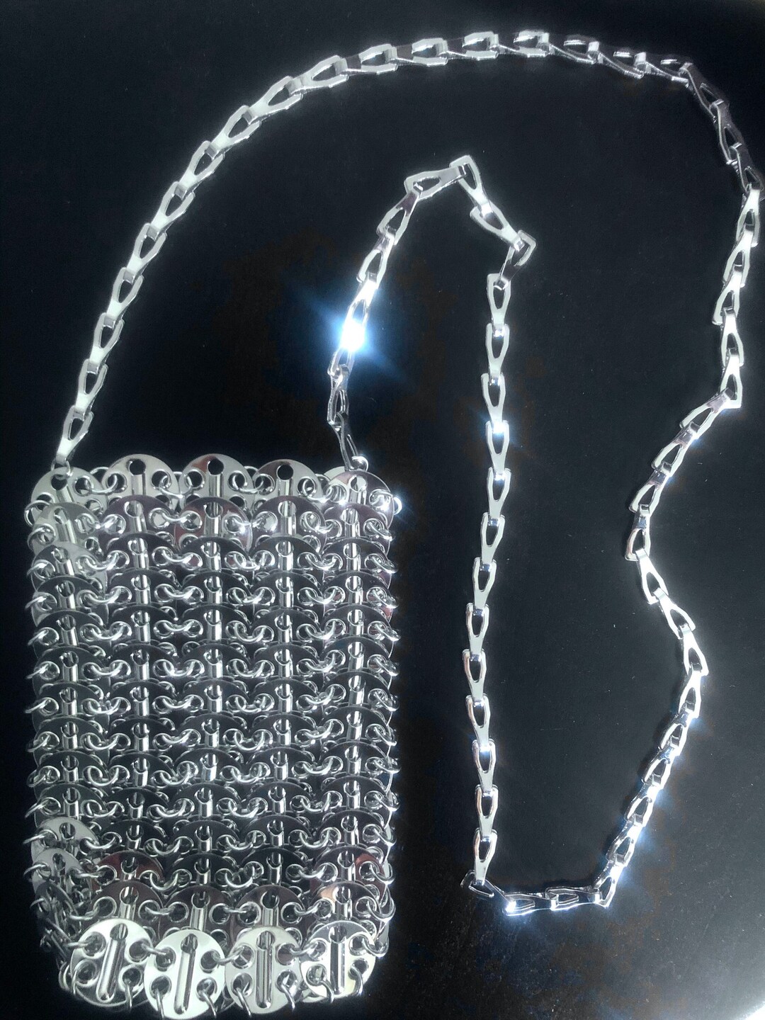 Metal Disc Bag in Silver Gold Metallic Chainmail Space Age Purse Chain ...