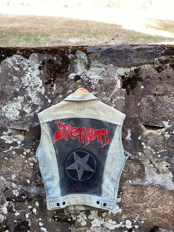 Venom - vintage 80s - Gem