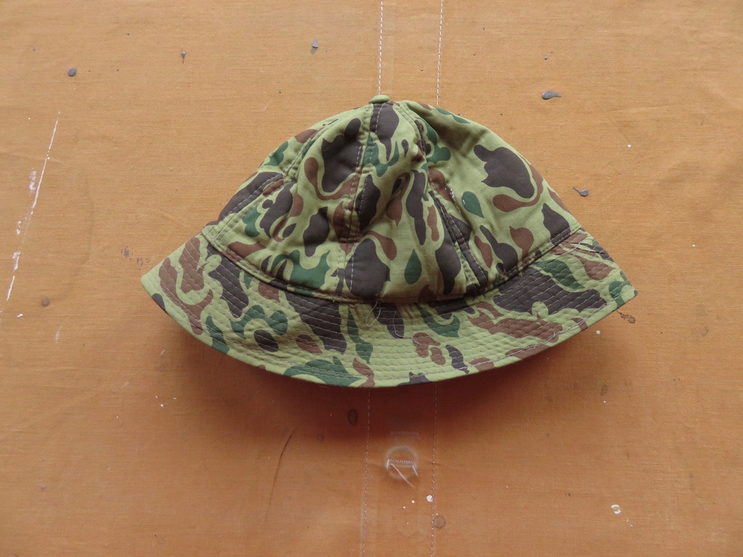 Large 70s Camouflage Bucket Hat / Camo Winter Insulated Hunting Army ...