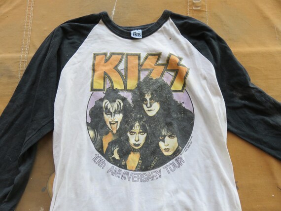 Large / XL 80s Kiss 10th Anniversary Tour Jersey T-shirt Large / XL 80s Kiss 10th Anniversary Tour Jersey T-shirt