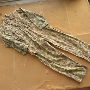 Large 40s US Army Frogskin Camouflage Coveralls / 1940s WW2 WWII ...