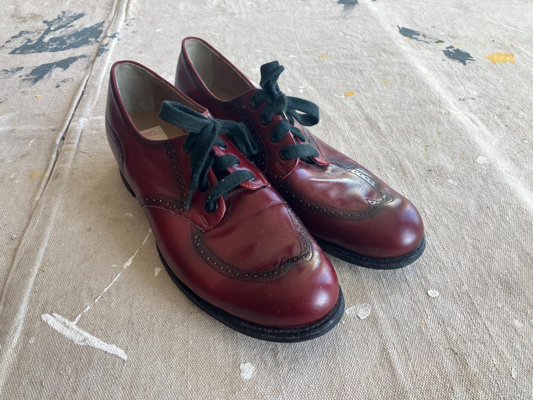Women's 9 50s Red Leather Low Cut Shoes / 1950s Women's Low Heel Saddle ...