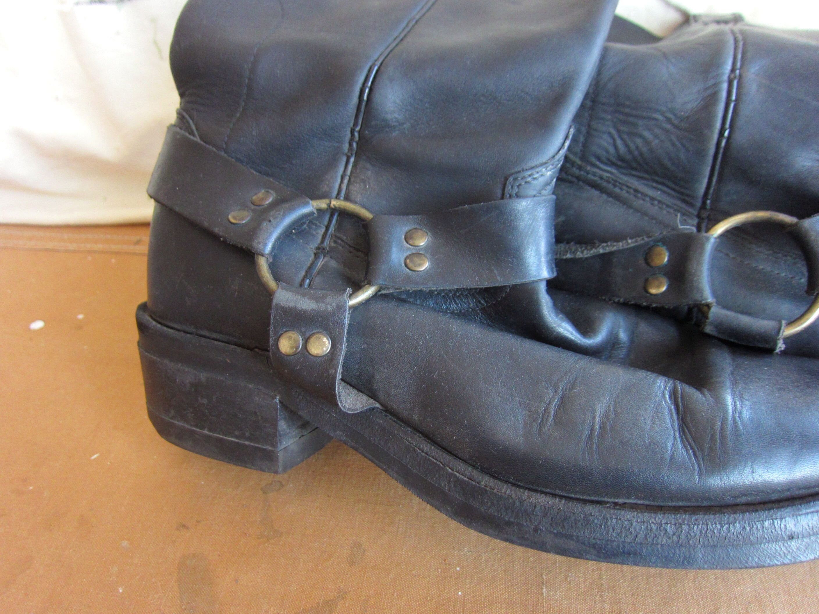 Men's 8 80s Black Leather Motorcycle Boots / Boulet Harness Ankle Strap ...