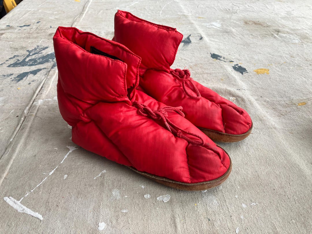 Medium 70s / 80s Eddie Bauer Red Down Booties / 1970s Nylon Insulated ...