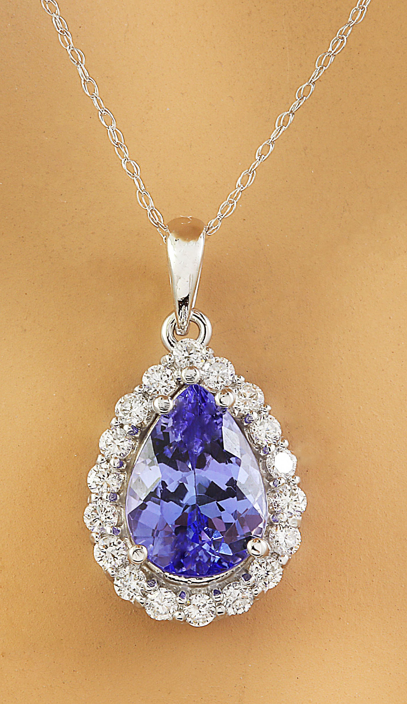 Tanzanite Necklace With Pendant in 14k White Gold - Etsy