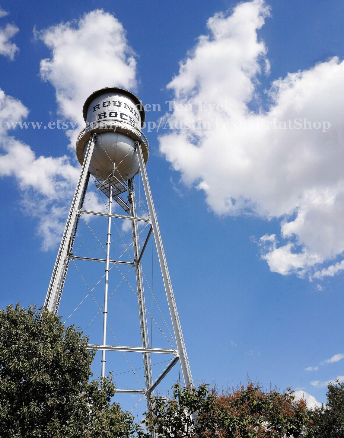 Round Rock Texas Water Tower Photo: Vertical Color Print - Etsy