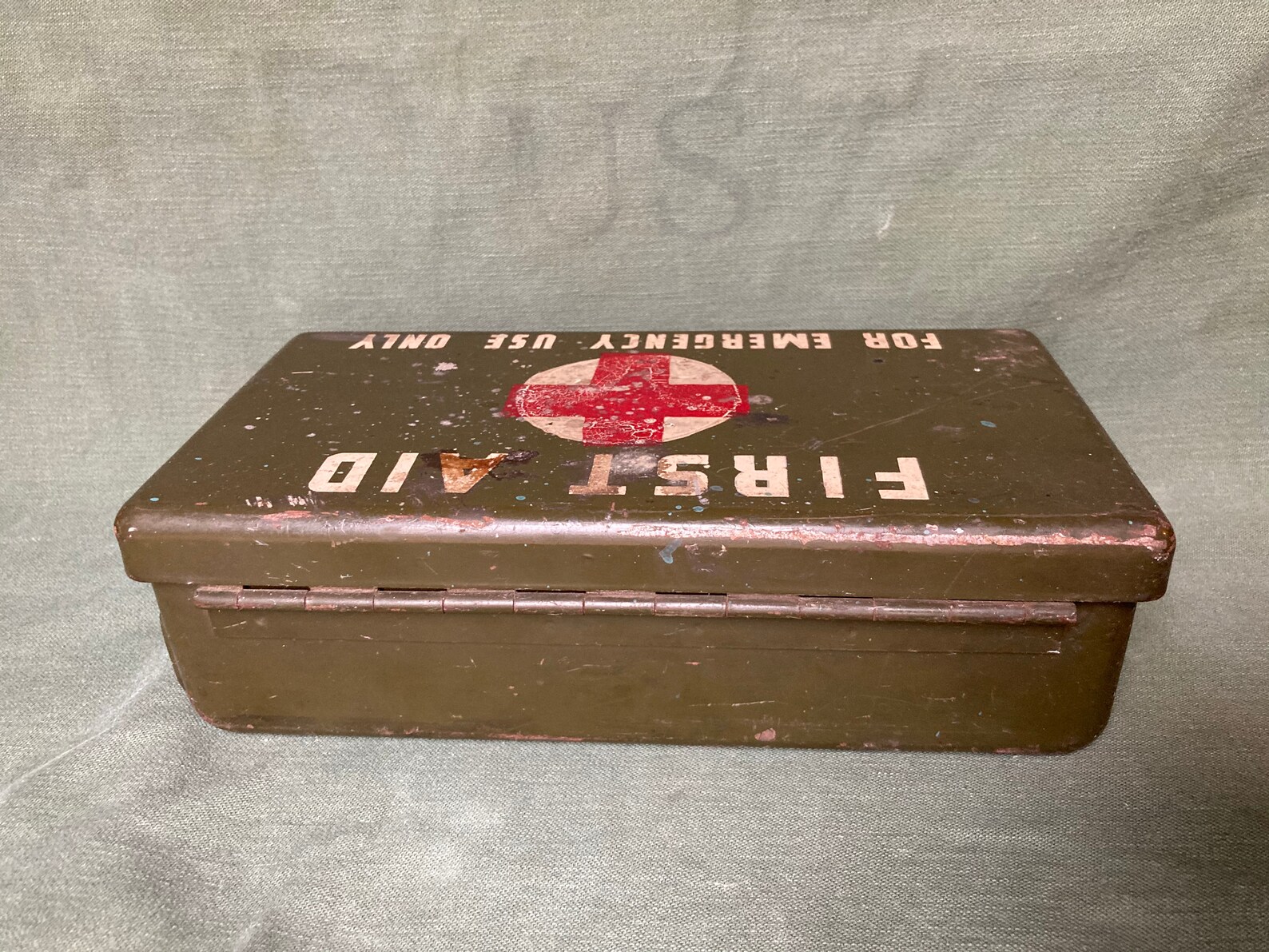 Vintage 1940s Military First Aid Kit Green Metal Box WWII - Etsy