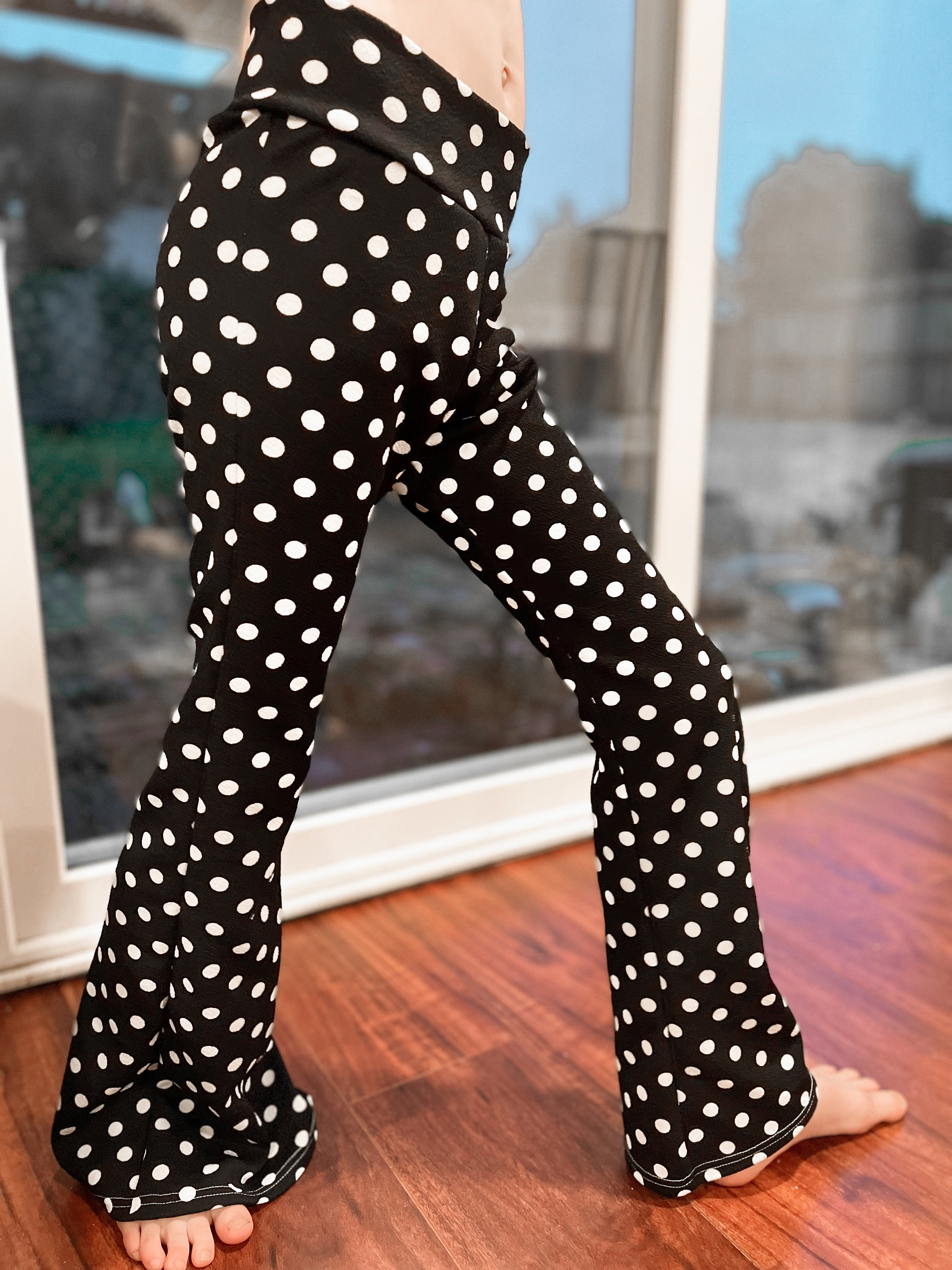 Kids' High-waisted Bell Bottoms Sewing Pattern: Projector & Printable ...