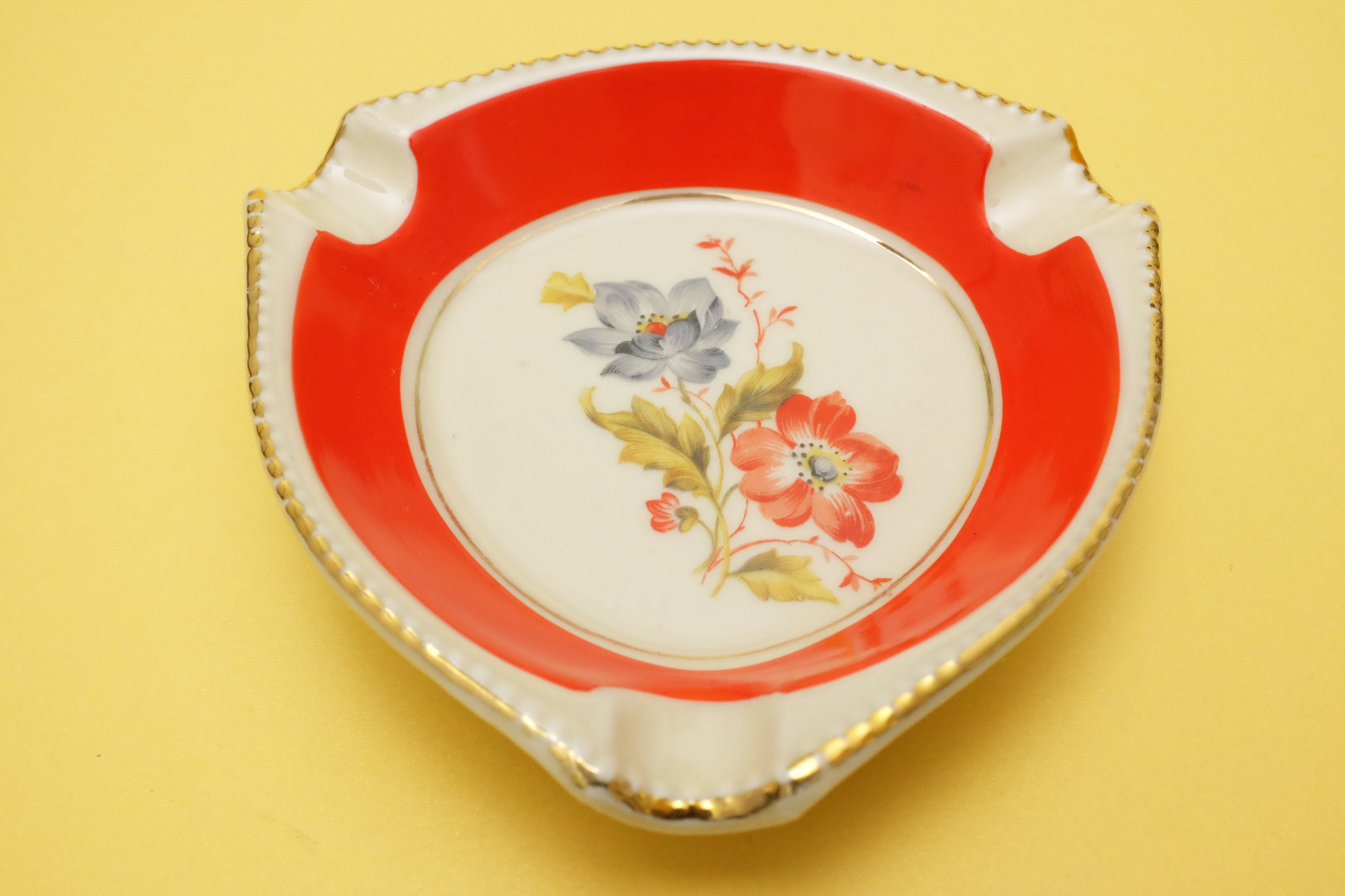 Vintage Thuringia Porcelain Ashtray With Flower Motif and 3 Cigarette ...