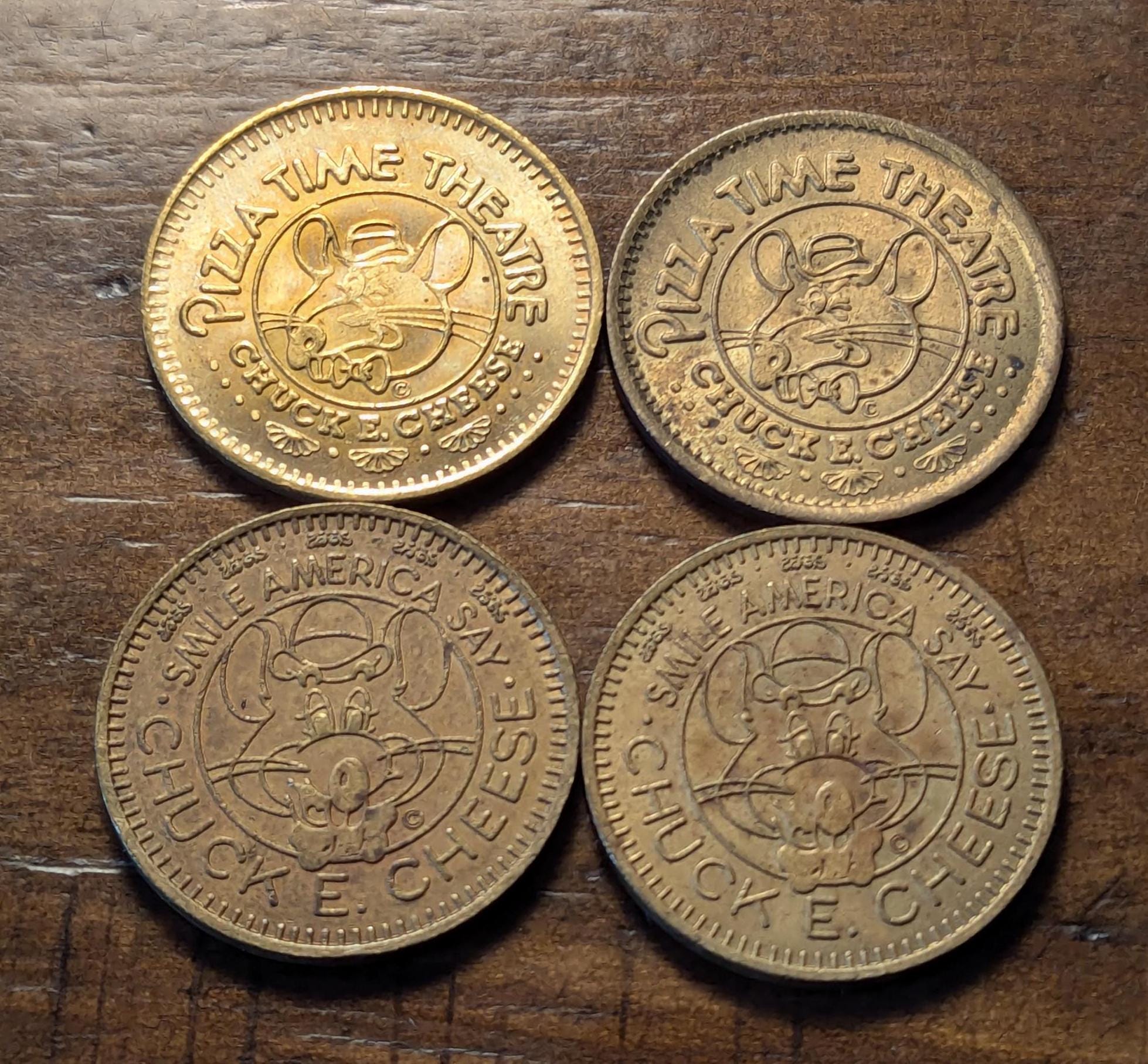 1981, 1982, 1983, 1984 Chuck E. Cheese Smile America in Pizza We Trust ...