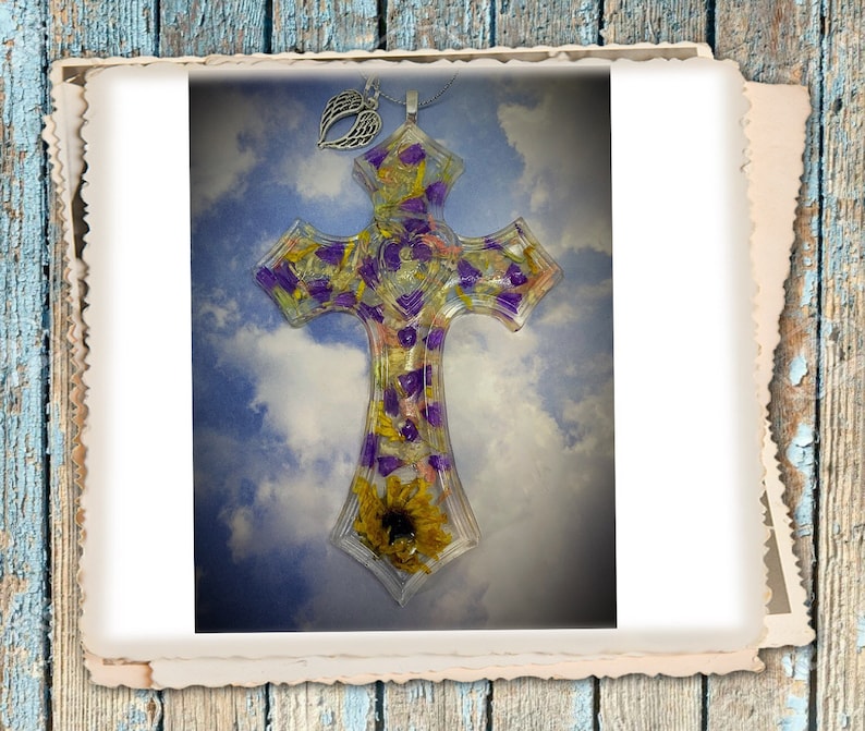 Cross Suncatcher Heart in Cross Suncatcher Flower Petal - Etsy